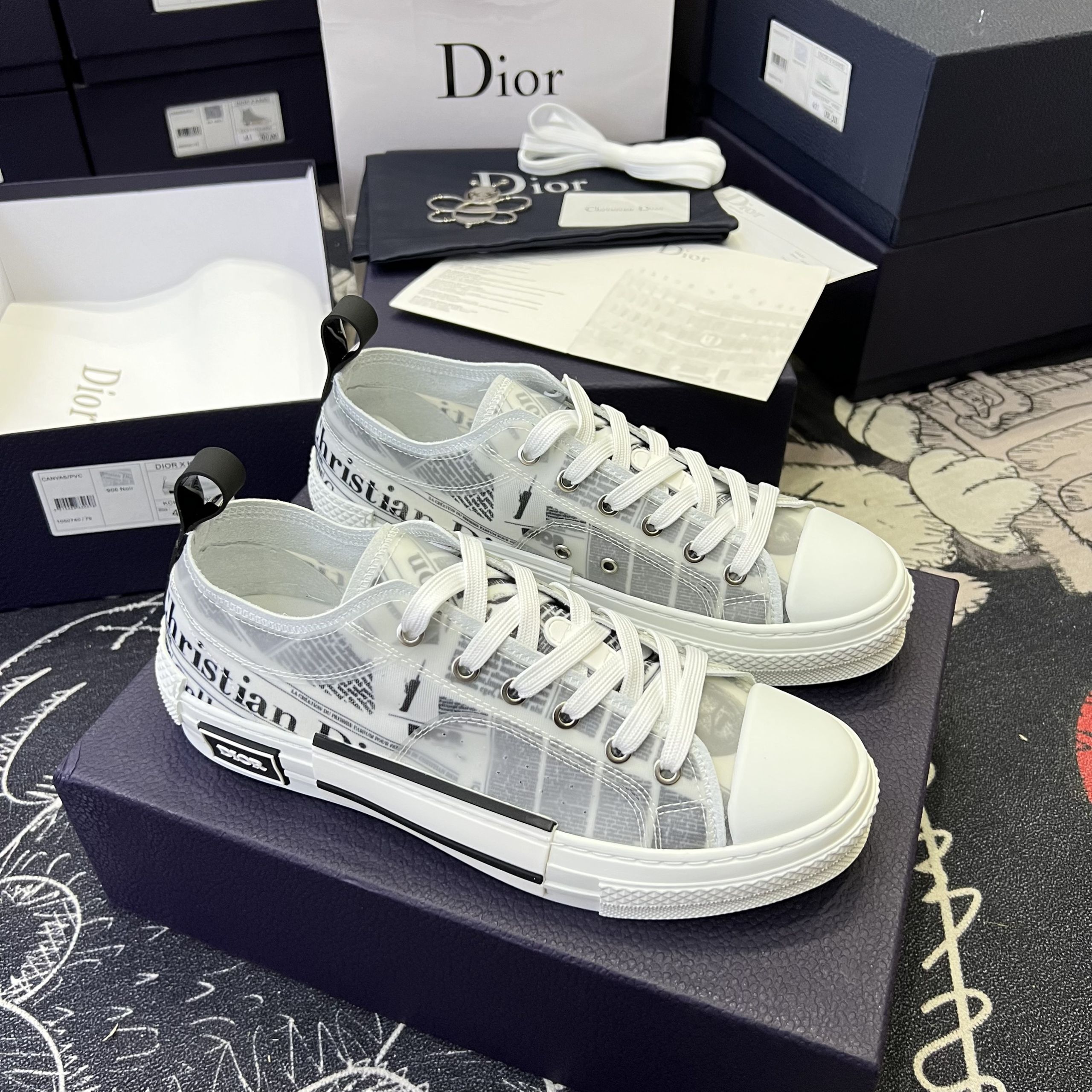 Giày Converse X Dior Kaws B23 Daniel Arsham Low Newspaper Like Auth - Xám Sneaker | Giày Sneaker ...